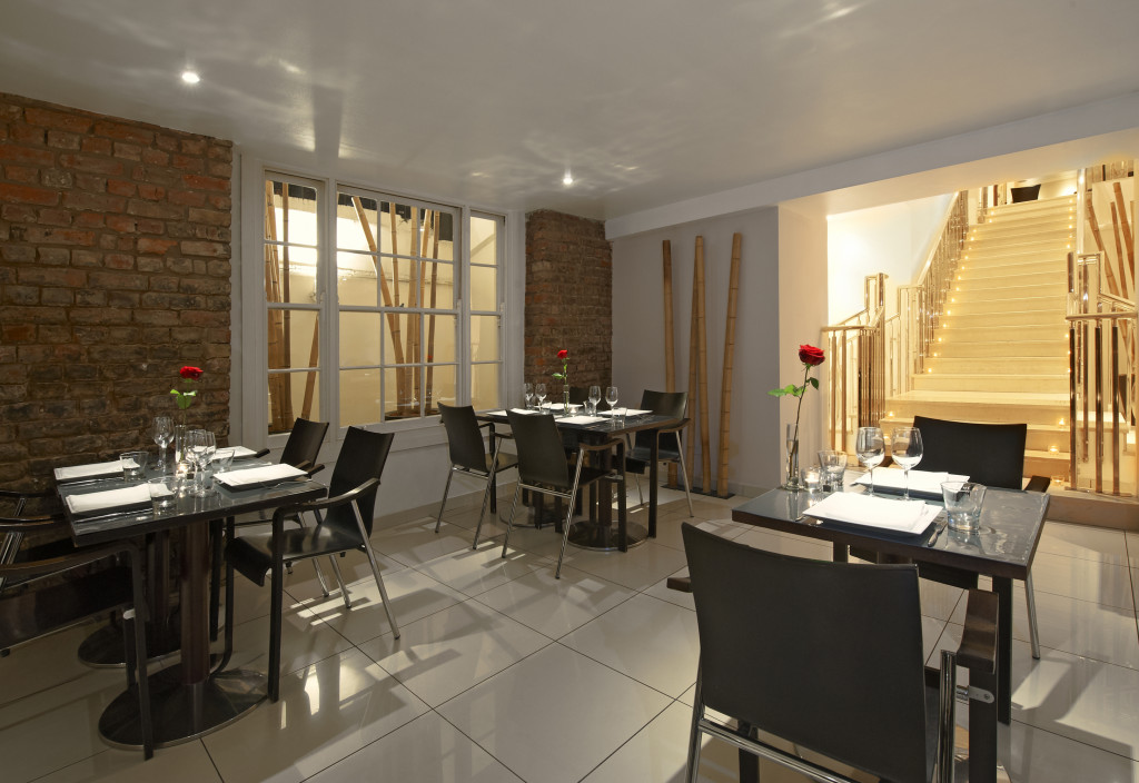 XO Bar at The Caesar Hotel 4* London | OFFICIAL WEBSITE