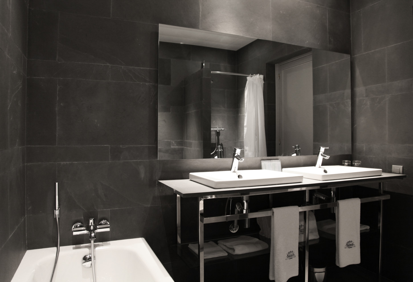 Hotel Balmes Barcelona 4* Suites | OFFICIAL WEBSITE